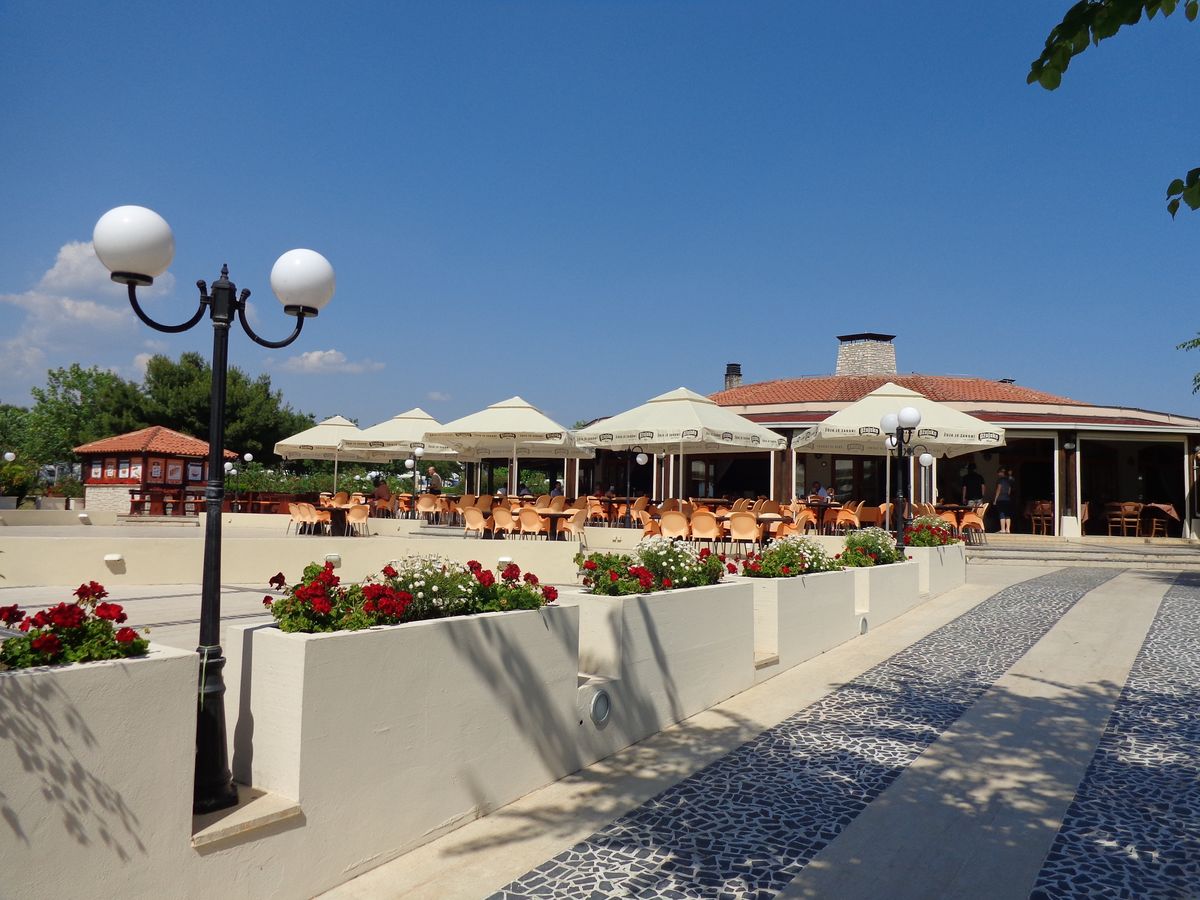 Camping Bi-Village | Luxe Stacaravans & Lodgetenten | Roan