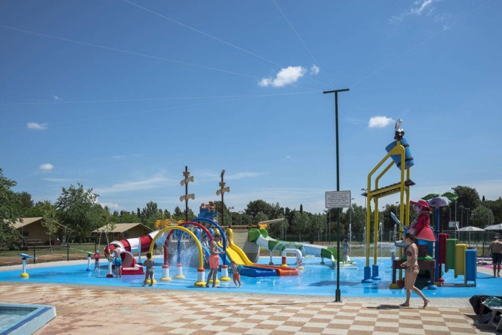 Camping Bi-Village | Luxe Stacaravans & Lodgetenten | Roan